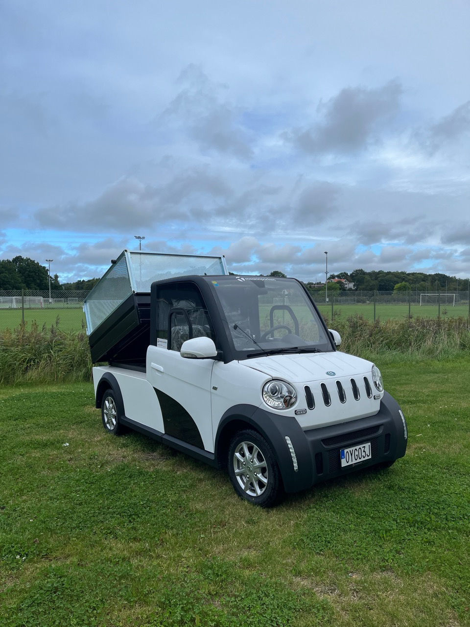 ETOS® Pickup - Elektriskt Arbetsfordon med Flak | Mångsidig och Smidig ...